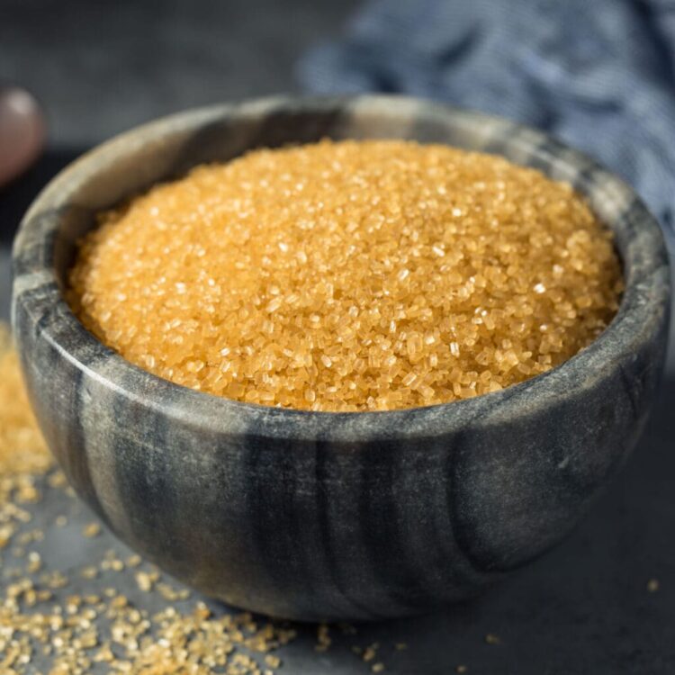 5 Best Muscovado Sugar Substitutes - Inspired By Jamie