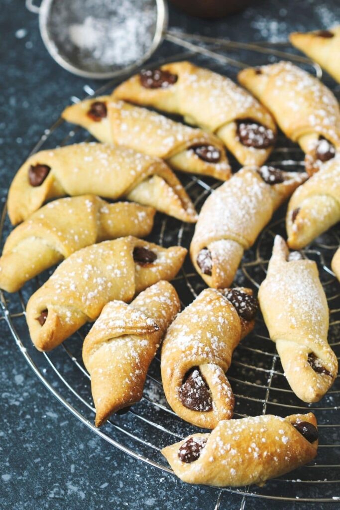 23 Traditional Jewish Desserts - Inspired By Jamie